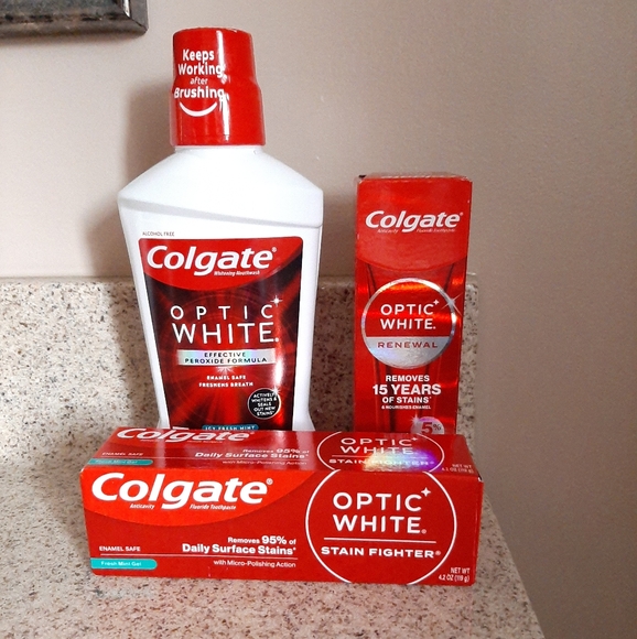 colgate | Bath & Body | Optic White Toothpaste Bundle | Poshmark